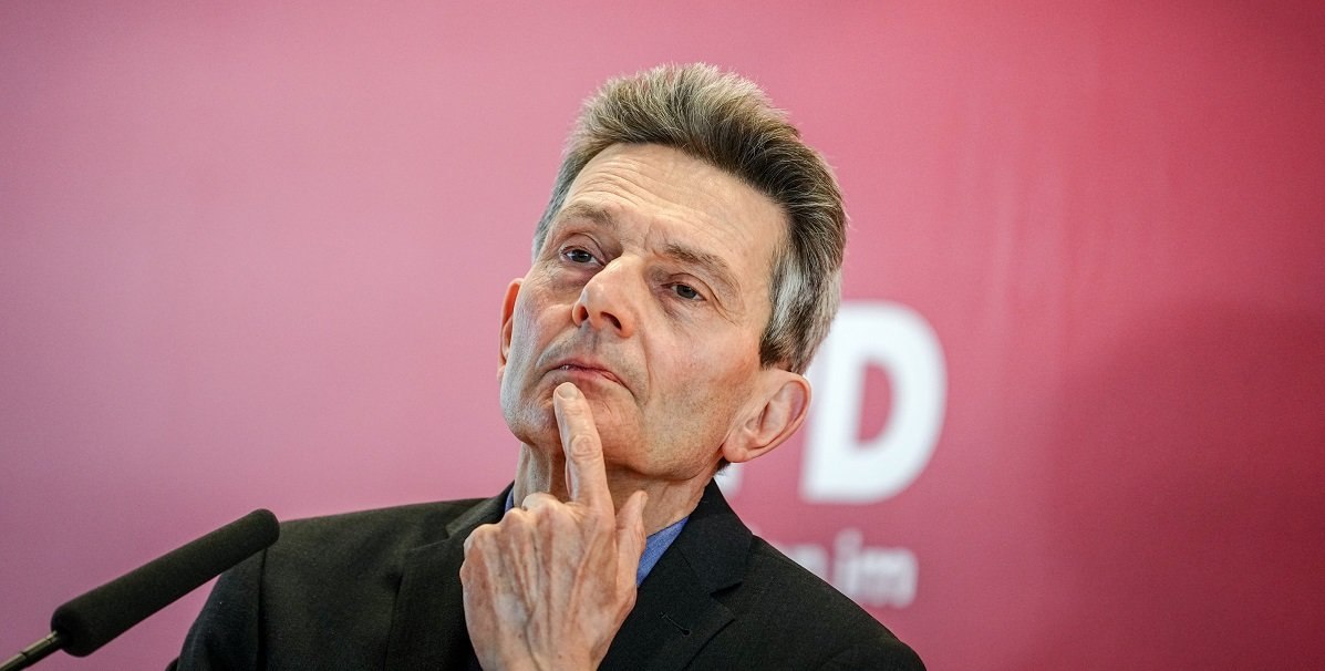 YouGov Sonntagsfrage: Union wieder deutlich vor AfD +++ Hälfte der Wahlberechtigten befürwortet ...