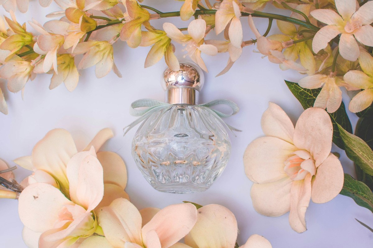 Among American perfume users, scent and price outweigh brand in ...