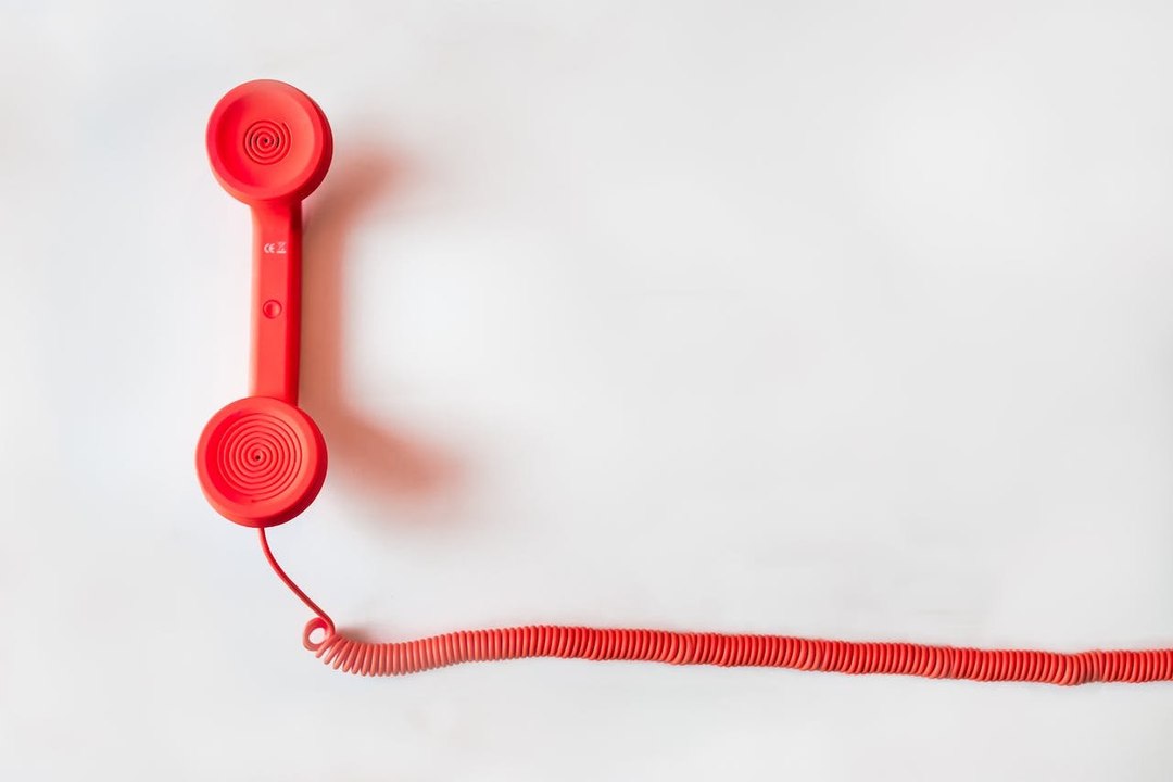 Telephone etiquette – What do Britons consider acceptable or ...