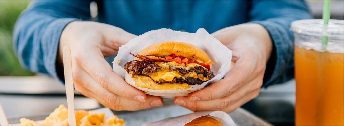 [Webinar] Dining out on a budget: How rising costs are changing America ...