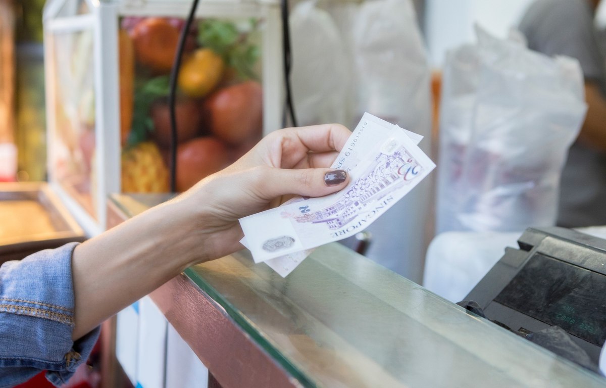 Despite tech advances is cash still the most preferred payment option ...